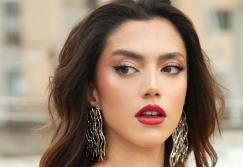 ستيفاني عطالله تستنسخ وجه بطلة مسلسل أميركي - شاشات Shashat